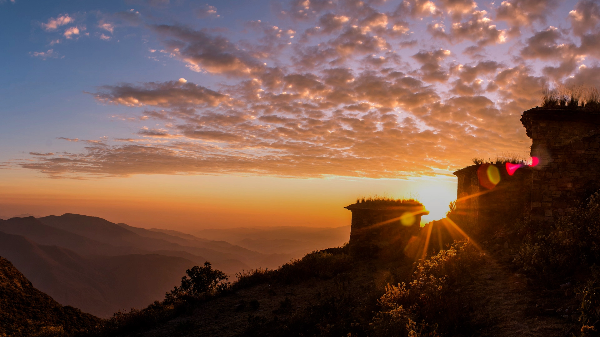 The 8 best places to see incredible sunsets in Peru - Illa Kuntur Travel